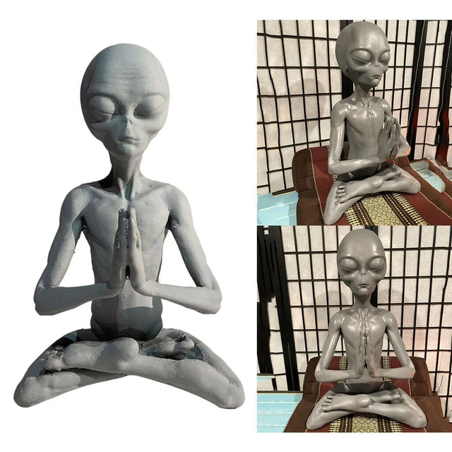 YOGA ROOM ALIEN Figurine Meditating Resin Statue Garden Ornament Home ...