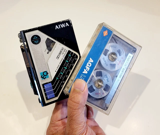 RARE AIWA HS-G09 Cassette Player Walkman 5 Band Equalizer Flagship ...