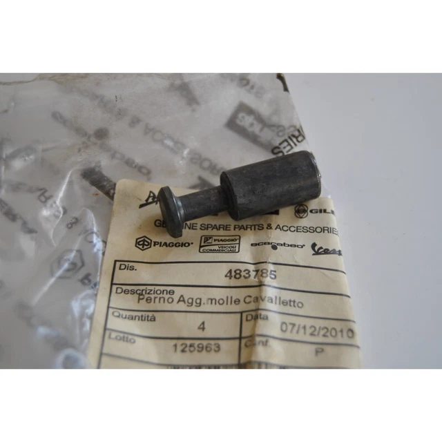 PIVOT ACCROCHAGE RESSORT Chevalet Stand Printemps Coupler Stud Piaggio ...