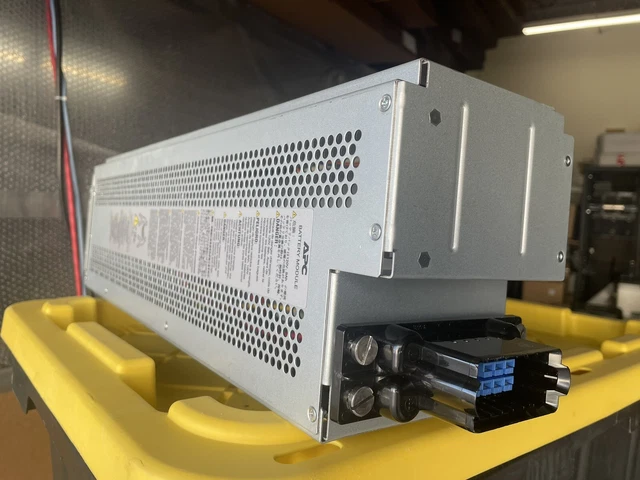 APC SYBT5 BATTERY Mounting Enclosed-Cabinet Tray w/ Connectors (No ...