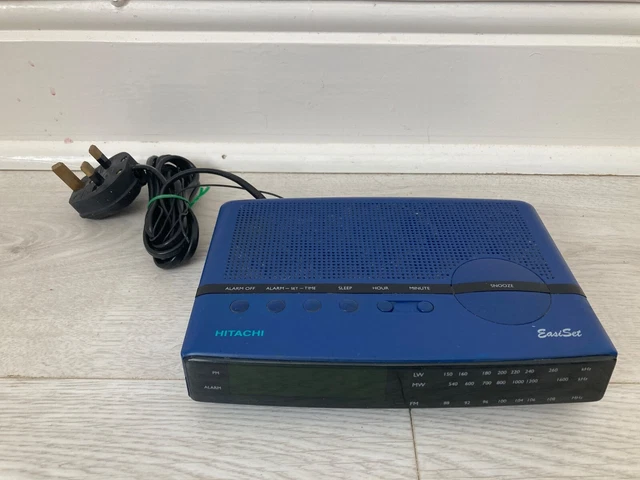 HITACHI MULTI BAND Digital Alarm Clock Radio Model KC12 EasiSet B1 ...