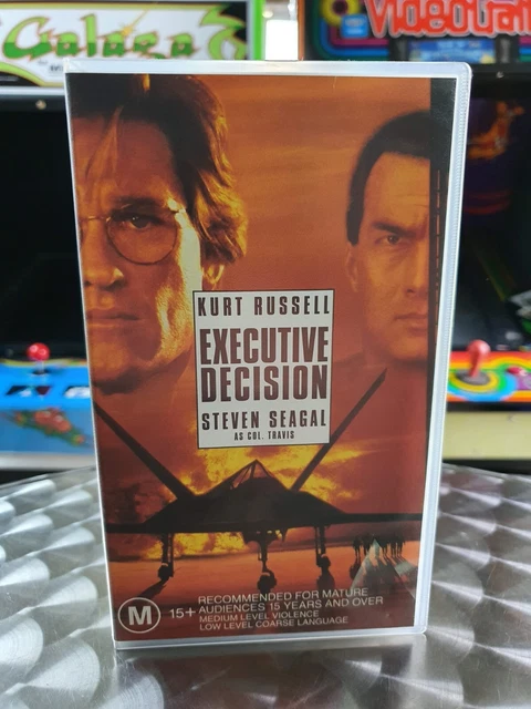 EXECUTIVE DECISION - Kurt Russell, Steven Seagal - VHS Movie - Video ...