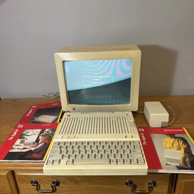 APPLE II 2C Computer A2S4000 With Power Supply, Manuals NO MONITOR ...