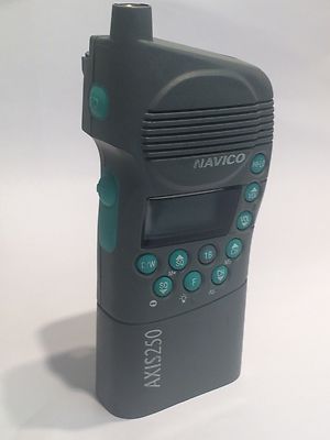 NAVICO AXIS / SIMRAD 250 GMDSS HANDHELD VHF TRANSCEIVER USED WORKING ...