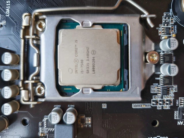 LGA 1151 CPU RAM MOBO BUNDLE i5-7500 16GB DDR4 £16.15 - PicClick UK