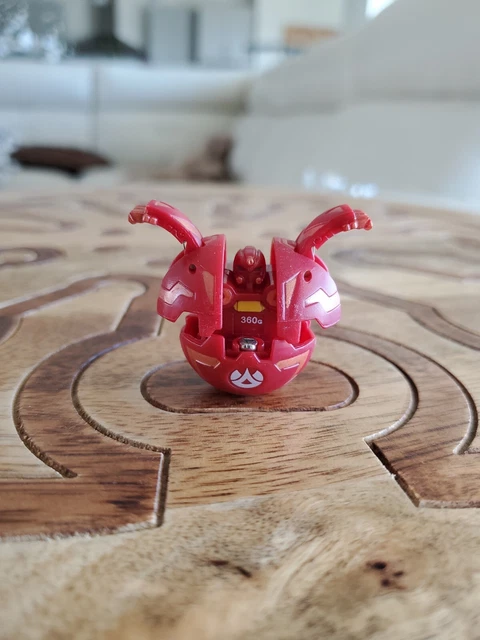 BAKUGAN PYRUS ROBOTALLION B1 360G Power Battle Brawler lose brandneu ...
