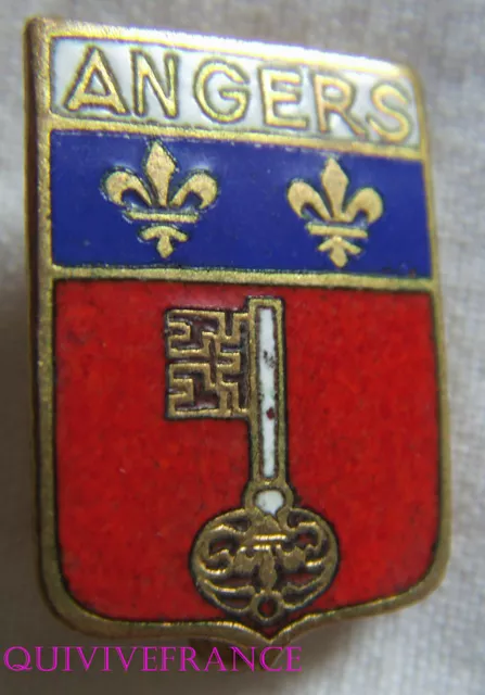 BG7310 - INSIGNE BADGE blason ANGERS EUR 8,49 - PicClick FR