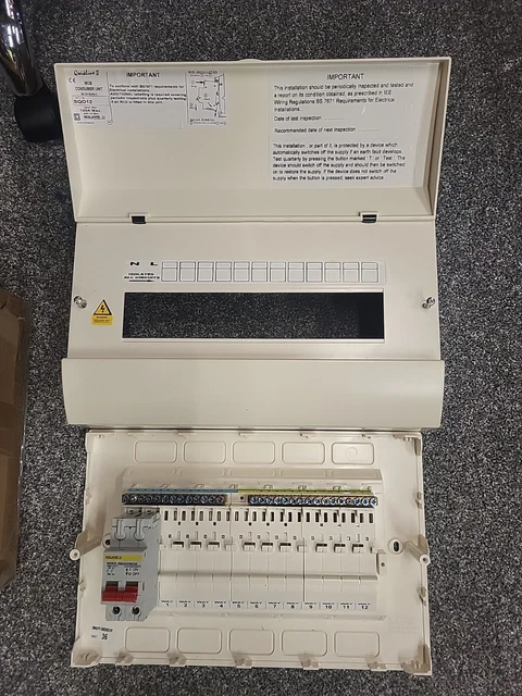 SQUARE D 12 way Consumer unit Quickline 2 £12.50 - PicClick UK