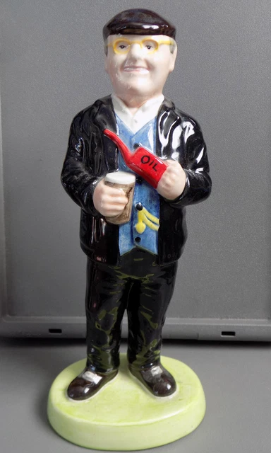 LORNA BAILEY POTTERY, Fred Dibnah Limited Edition Figure £52.00 ...
