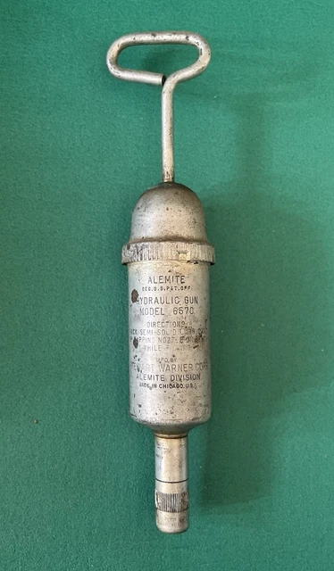 VINTAGE MODEL 6570 Stewart Warner ALEMITE HYDRAULIC GREASE GUN, Rare £ ...