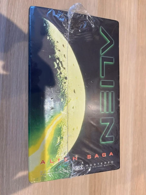ALIEN SAGA VHS Box Set - Alien 1-3 + Making Of - BRAND NEW, STILL ...