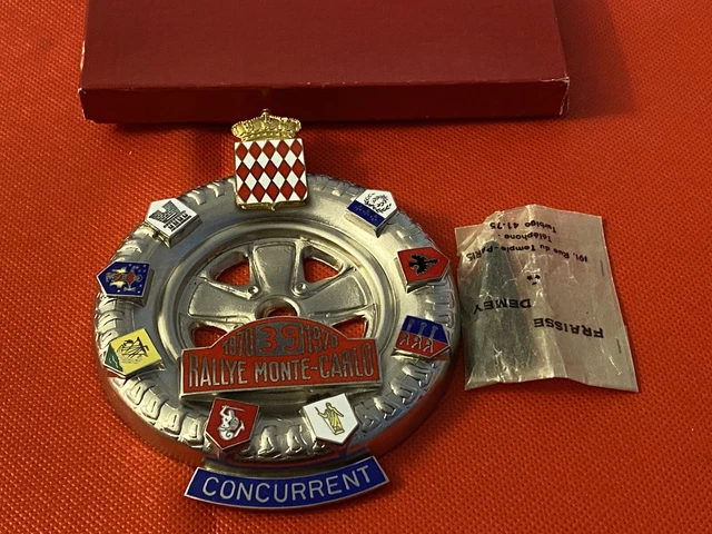 AUTOMOBILIA BADGE DE calandre Enamel Rallye Monte Carlo 1970 Concurrent ...