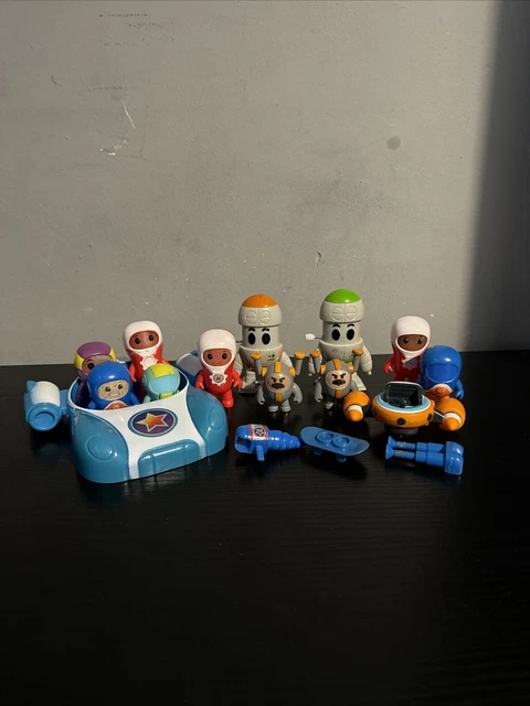 CBEEBIES GO JETTERS Magazine Toys Figures Vroomster Figures Bundle £19. ...