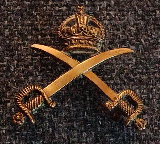 BRITISH ARMY BRASS Trade Badge Crossed Swords & Crown Qualified Best ...