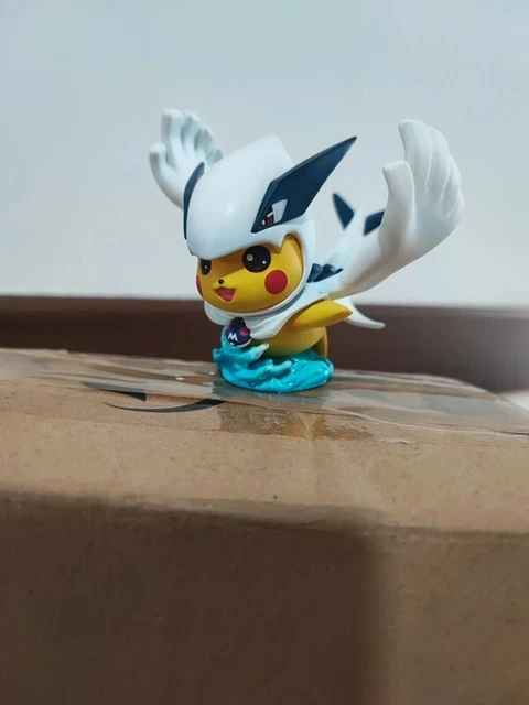 LUGIA COSPLAY PIKACHU Pokemon Resin Statue Crescent Studio Come nuovo ...