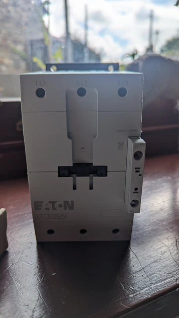 CUTLER-HAMMER EATON XTCE095F Contactor 95A 600V Motor Control XTCEXS ...