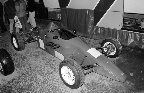 A VAN DIEMEN RF90 on display in the paddock Formula Ford 1989 Old ...