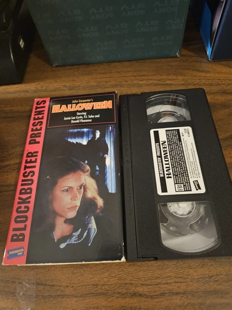 JOHN CARPENTER'S HALLOWEEN Blockbuster Presents VHS Tape Horror Slasher ...