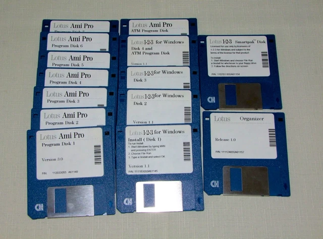 SOFTWARE WINDOWS VINTAGE/1993 Lotus 123/Ami Pro/Organizer: 14 floppy ...