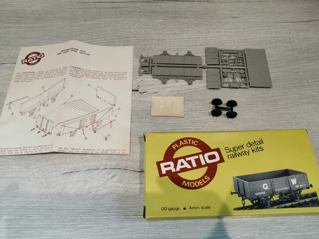 RATIO PLASTIC MODEL Railway Wagon Kit OO Gauge Mint Condition £14.99 ...