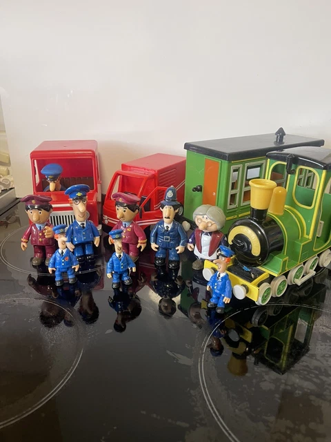 POSTMAN PAT VEHICLES/FIGURES Bundle: Post vans Train £19.00 - PicClick UK