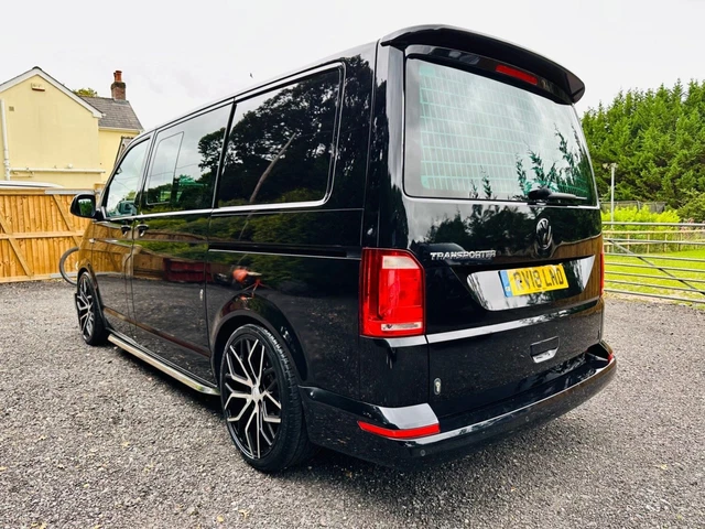 2018 VOLKSWAGEN TRANSPORTER T6 Kombi Highline Sportline Spec No Vat ...