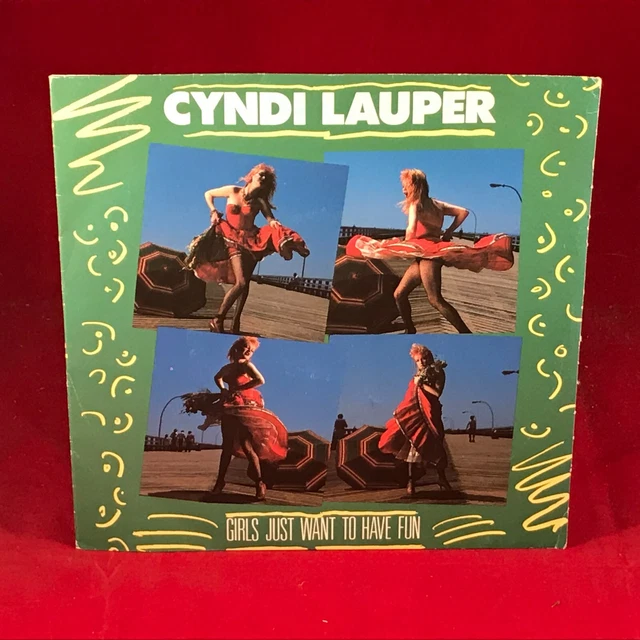 CYNDI LAUPER GIRLS Just Want To Have Fun 1983 Italian 7" vinyl single ...
