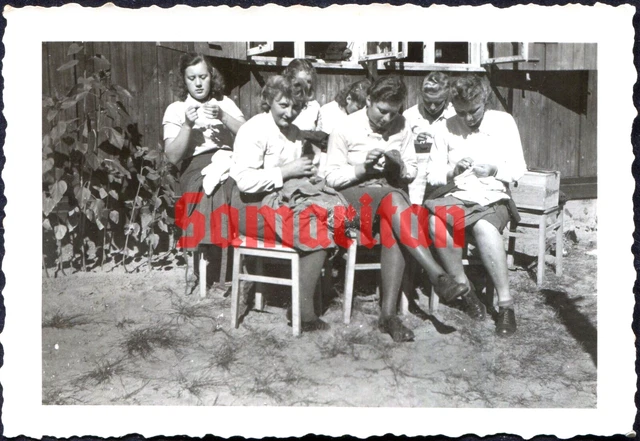 I7/51 WW2 ORIGINAL Photo Of German Wehrmacht Rad Female Workers £5.91 ...