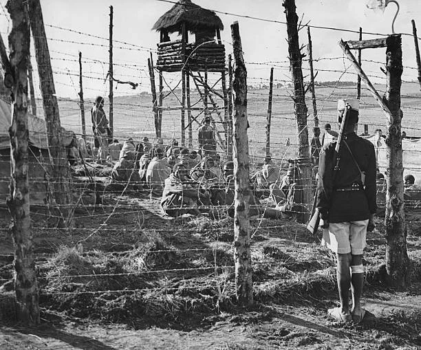 MAU MAU MOVEMENT 1952 Captured Mau Mau warriors in the Bite pris - 1958 ...