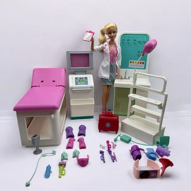BARBIE CARE CLINIC Fast Cast Clinic Playset Doctor Doll You Can Be ...