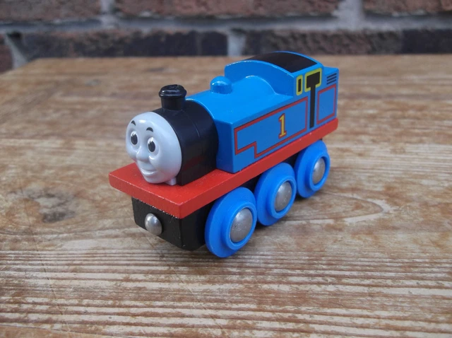 THOMAS THE TANK Engine & Friends treno in legno - THOMAS - BRIO EUR 27 ...