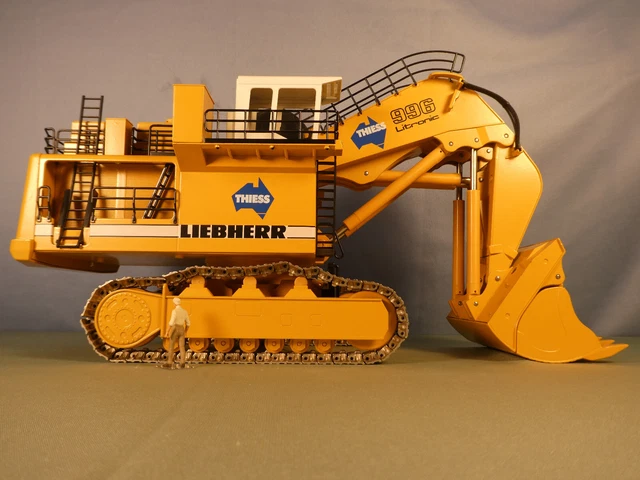 LIEBHERR R996 Mining Raupenbagger Fa. Thiess Gelb Conrad Nr: 2811 M=1: ...