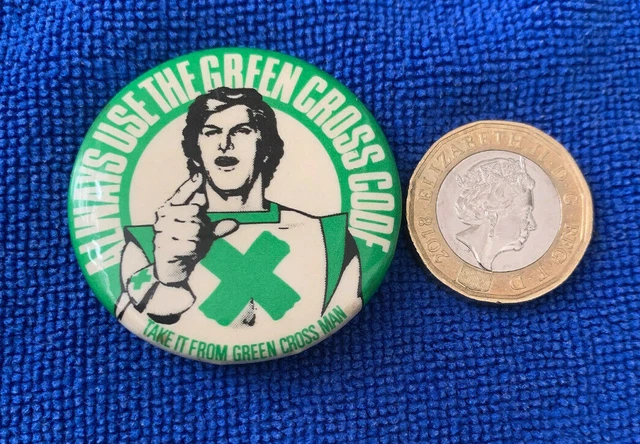 ALWAYS USE THE green cross code 1970s vintage metal pin button badge £1 ...