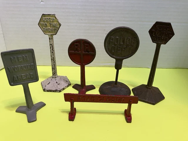 VINTAGE 6 CAST Iron Arcade Road Street Railroad Signs £112.14 - PicClick UK