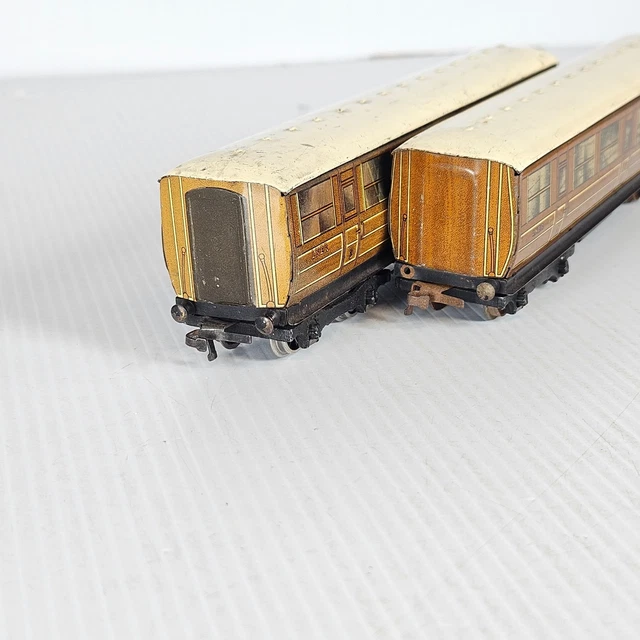 RAKE OF 2 Hornby Dublo 32010 OO LNER Teak Gresley Corridor Passenger ...
