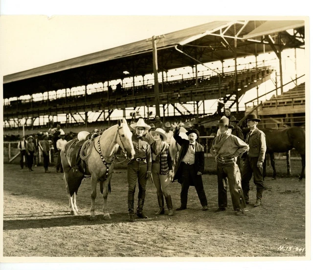 VINTAGE 8X10 FOTO Cheyenne (1929 Film) Ken Maynard Gladys Mcconnell EUR ...