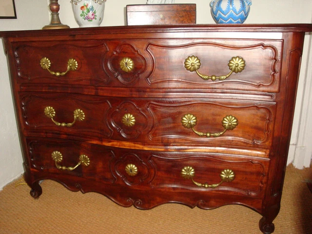 COMMODE DE PORT ACAJOU, travail NANTAIS DU 18e. H 85 130x68,5 cm EUR 3. ...