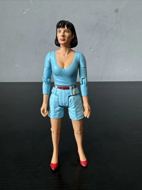 DOCTOR WHO PERI and Sil Peri Figure Character Options Action Figures ...