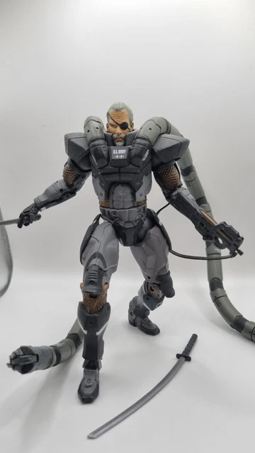 MCFARLANE TOYS METAL Gear Solid 2 - Solidus Snake Action Figure £29.99 ...