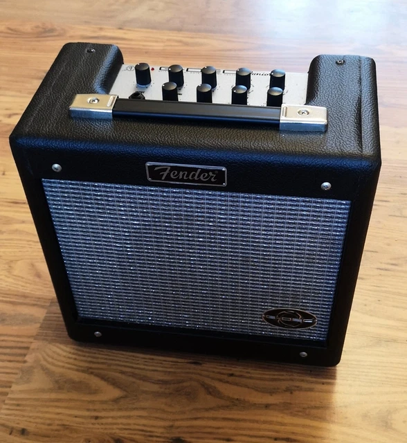 FENDER G-DEC JUNIOR 15w RMS Electric Guitar Amplifier With Effects ...