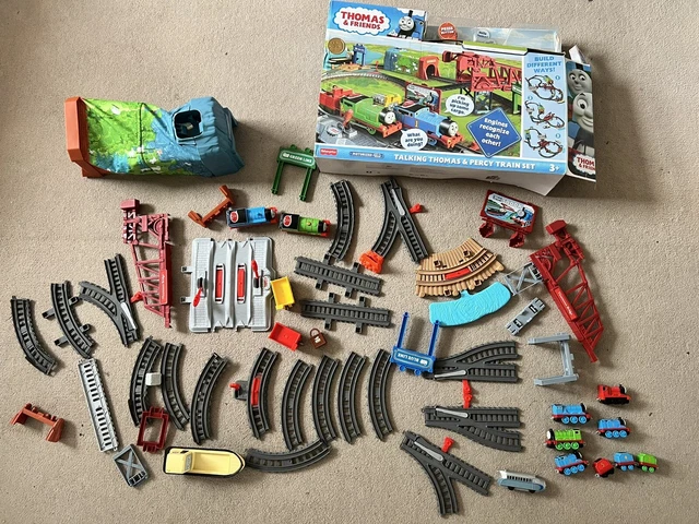 THOMAS & FRIENDS Motorised Talking Thomas and Percy Trackmaster Train ...