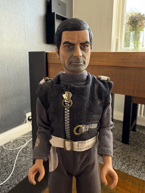 CAPTAIN SCARLET- CAPTAIN Black Talking Action Figure Untested £1.75 ...