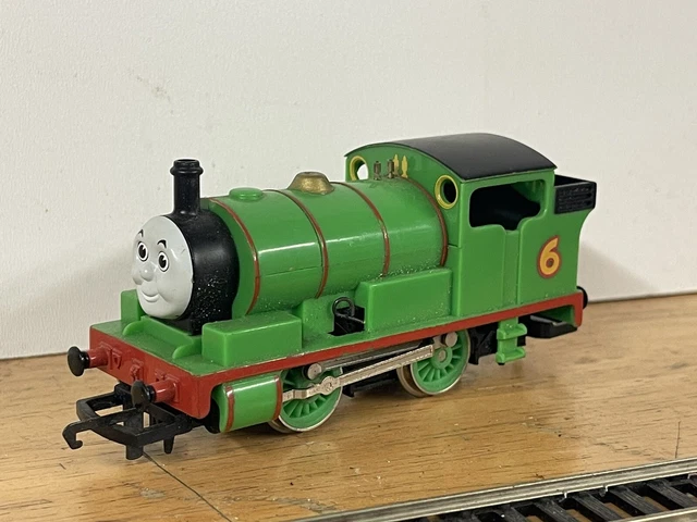 HORNBY OO GAUGE Model Railway Percy From Thomas The Tank Engine £23.00 ...