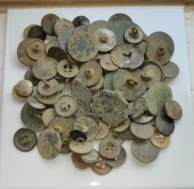 JOB LOT OF Mixed Buttons Metal Detecting Find Lot B1 £0.99 - PicClick UK