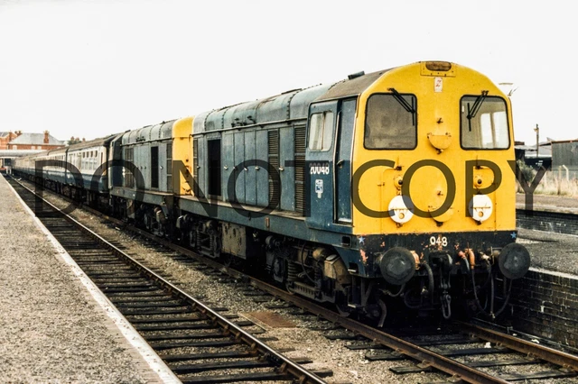 UK DIESEL TRAIN Railway Photograph Of Class 20 20048 Loco. Rm20-73 £1. ...
