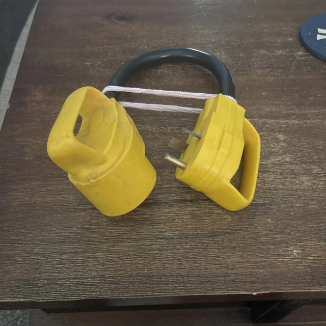 CAMCO POWER GRIP Dogbone Electrical Adapter - 30 Amp Male to 50 Amp ...