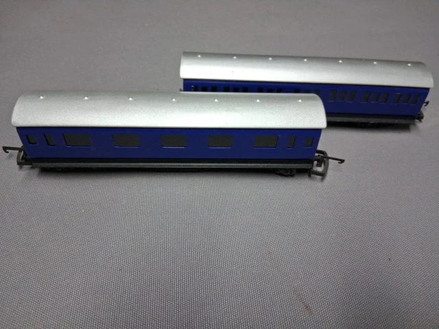 2 X OO Gauge Carriages £10.80 - PicClick UK
