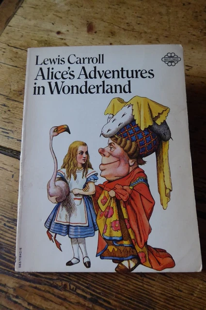 LEWIS CARROLL ALICE'S Adventures in Wonderland - livre de poche ...