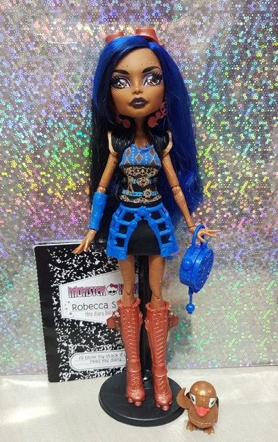 MONSTER HIGH FIRST Wave Between Classes Wave Robecca Wave 3 £54.99 - PicClick UK