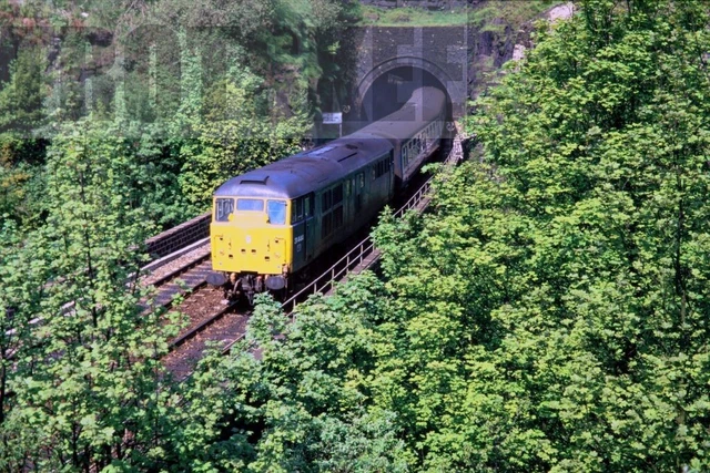 35MM SLIDE BR British Rail Diesel Loco Class 31 31444 New Mills Tunnel ...